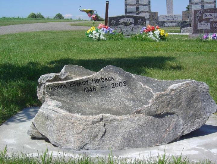 Montana's Granite Memorials - Designs